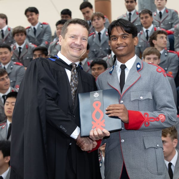 Dinil A.'s Tutor Profile - HighSchoolTutors.com.au – HighSchoolTutors ...